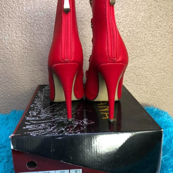 Liliana | Shoes | Brand New Liliana Womens Pointed Toe Red Boots W ...